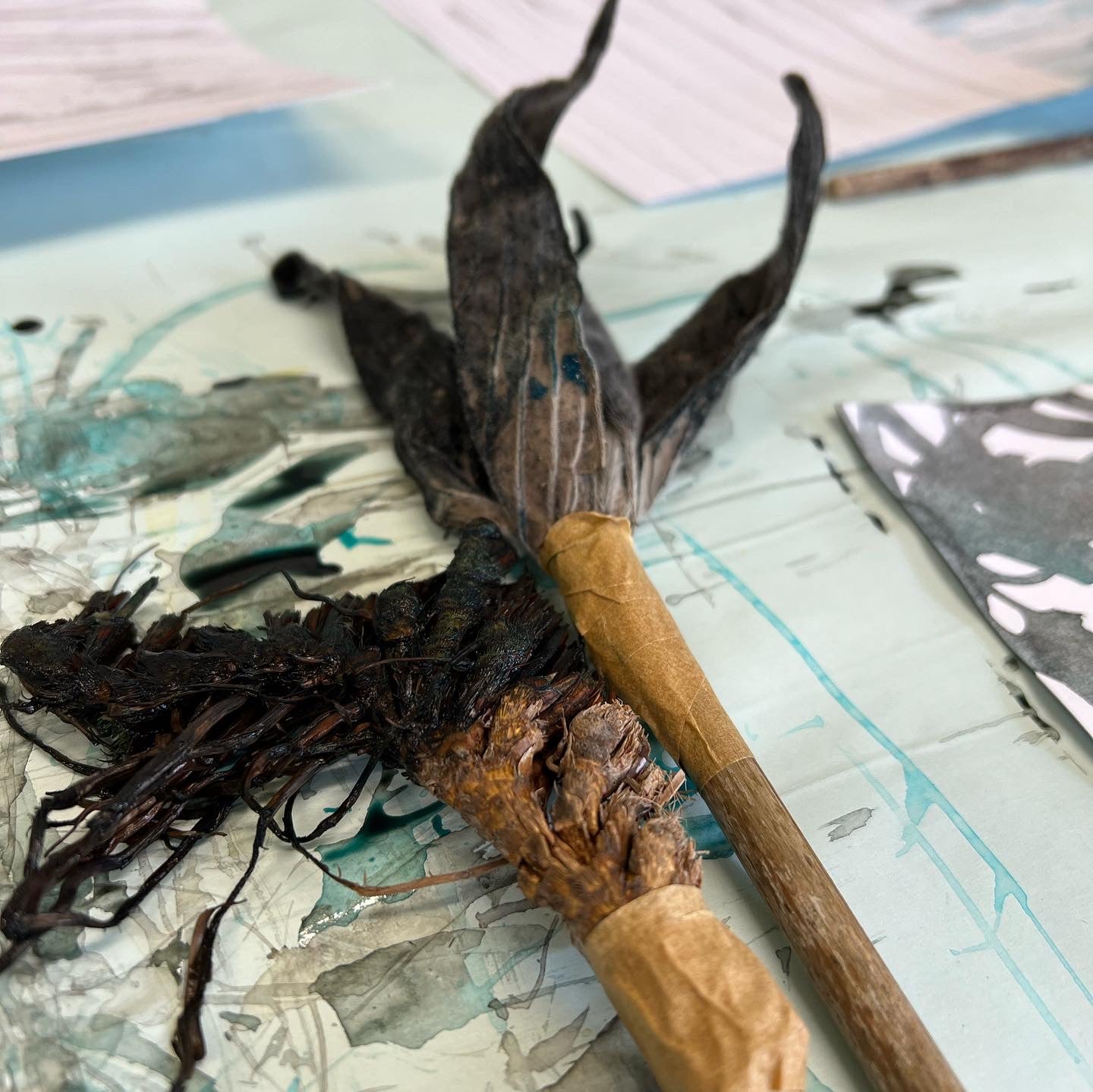 Mark making with natural objects – Sharon McSwiney